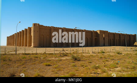 Exterior view to Al-Ukhaidir Fortress aka Abbasid palace of Ukhaider ...