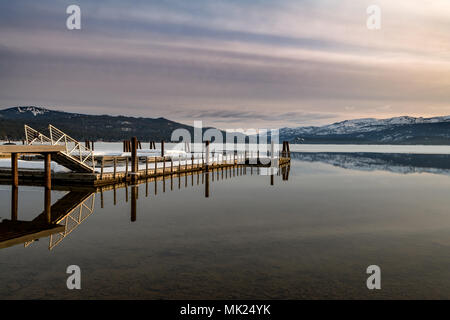 Sunrise, clouds and boat reflections on Brisbane Water at Koolewong and ...