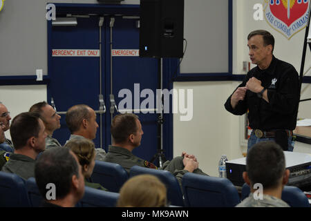 Retired Lt. Dave Col. Grossman refers to a Stock Photo - Alamy