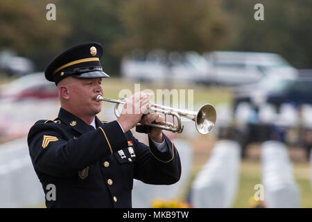 Retired Gen. Richard E. Cavazos, the U.S. Army's first Hispanic Stock ...