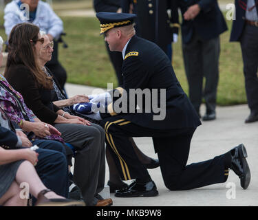 Retired Gen. Richard E. Cavazos, the U.S. Army's first Hispanic four ...