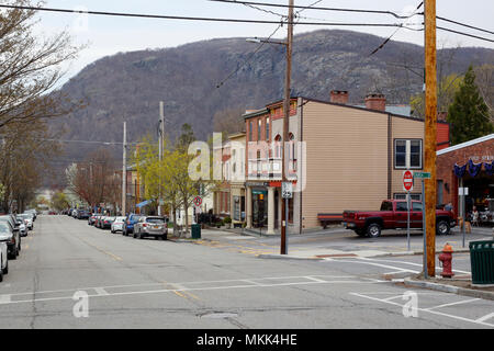 cold spring village new york in fall Stock Photo - Alamy