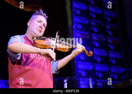 Nigel Kennedy plays the violin during his soundcheck at the Cheltenham ...