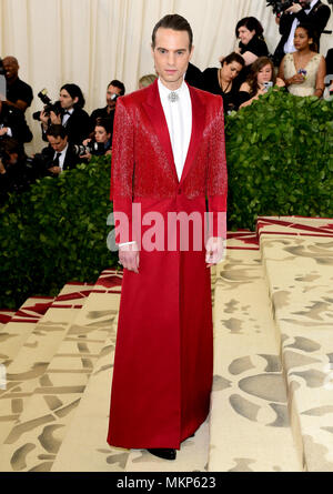 Jordan Roth attends The Metropolitan Museum of Art's Costume Institute ...
