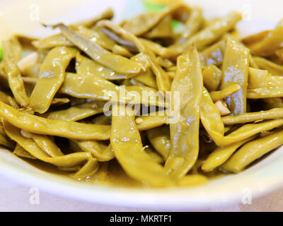 Cooked string beans Stock Photo - Alamy