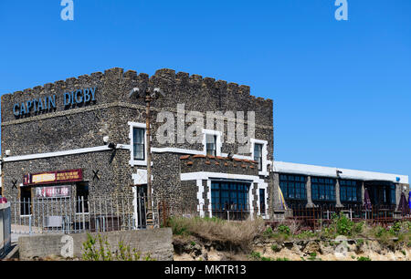 The Captain Digby pub overlooking Kingsgate Bay on the North Foreland ...