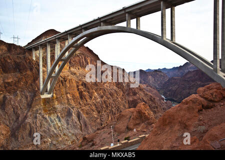 Pat Tillman Memorial Bridge is an arch bridge that spans the Colorado ...