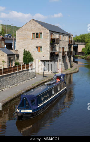 Calder & Hebble Navigation at Elland Wharf, West Yorkshire Stock Photo ...