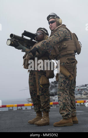 A Marine with the 31st Marine Expeditionary Unit’s low altitude air ...