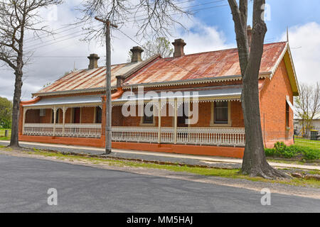 Traditional Australian brick federation style home in Maitland,New ...