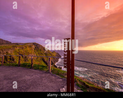 The Kerry Cliffs in Ireland - amazing sunset view Stock Photo - Alamy