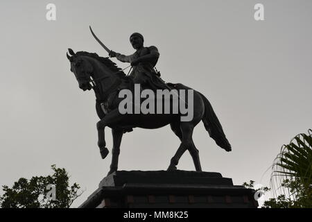 Statue of Shivaji Maharaj on horse at Akluj Fort, Shivsrushti Killa ...