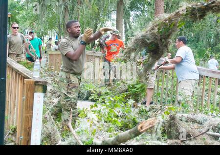 U.S. Army Human Resource Command Soldiers replace their historical ...
