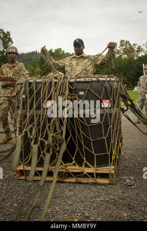 Air Assault Cadre, Sgt Jonathan Ellick, conducts sling load training ...