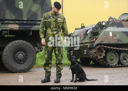 Before training Swedish Sergeant-Major Patrik Nyberg of the Skaraborgs ...