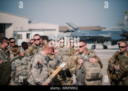 The 105th Military Police Company, Buffalo, New York Army National ...