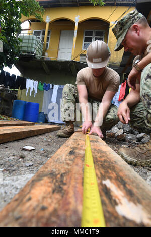 PUERTO BARRIOS, Guatemala (Oct. 3, 2017) U.S. Navy Lt. Cmdr. Ian ...