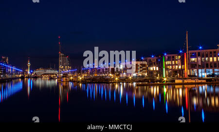 Bremerhaven city at night Stock Photo - Alamy