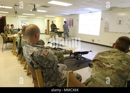 Army Reserve soldiers of the 208th Transportation Company out of Marana ...
