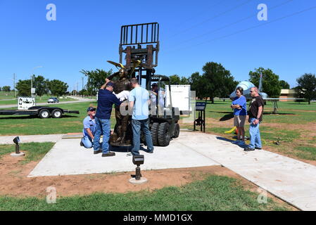 Sheppard installs maintenance man statue Stock Photo - Alamy