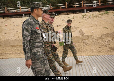 Col. Maura Hennigan, commanding officer of Combat Logistics Regiment 3 ...