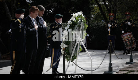 Command Sgt. Maj. Brian C. Rarey, 1st Special Forces Command, awards ...