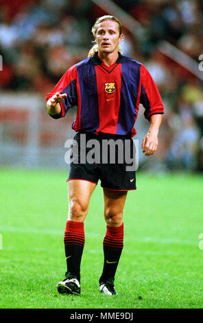 EMMANUEL PETIT FC BARCELONA AMSTERDAM AMSTERDAM HOLLAND 05 August 2000 ...