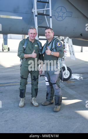 Ukraine General Viktor Muzhenko (left), Chief of the General Staff of ...