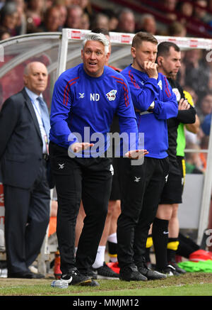 Scunthorpe United manager Nick Daws during the Sky Bet League One ...