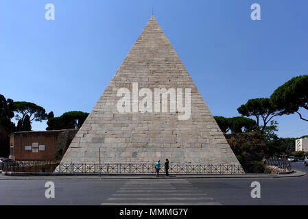 The Egyptian like landmark Pyramid of Caius Cestius in the Rome ...