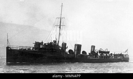 . Deutsch: Der britische Turbinenzerstörer HMS Bonetta . 1909. Unknown ...