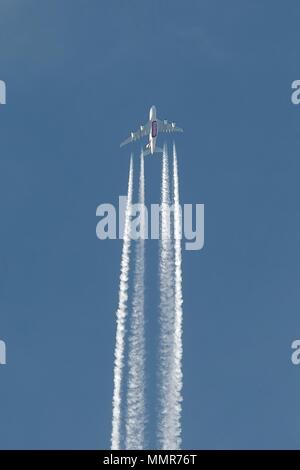 Plane at cruising altitude Stock Photo - Alamy