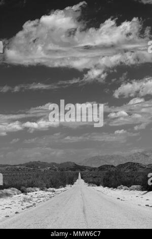 AUGUST 23, 2017 - Interstate 10 highway signs to and from Phoenix and ...