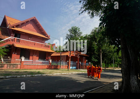 Royal University of Phnom Penh Stock Photo - Alamy