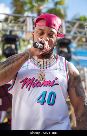 LAS VEGAS, NV - May 2: Flo Rida and Justin Bieber pictured as Justin ...