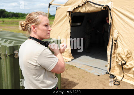 En route patient staging system (ERPSS) team member, U.S. Air Force ...