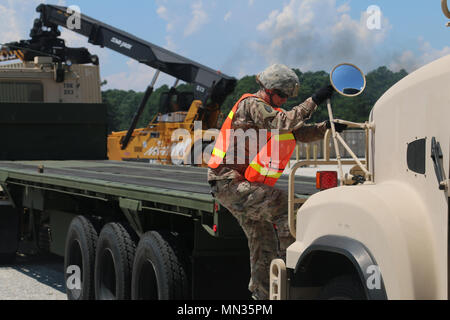 North Carolina National Guard 1450th Transportation Company Soldier ...