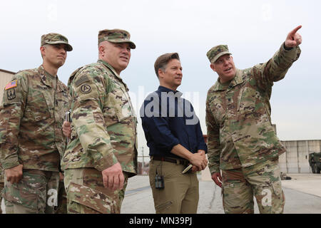 Richard Engel, NBC New's chief foreign correspondent, interviews Lt ...