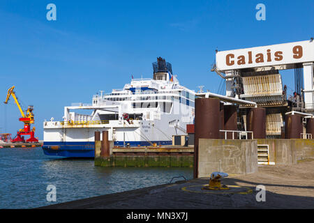 Calais dock Ferry Terminal France Stock Photo: 55336326 - Alamy