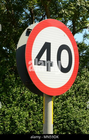 40mph speed restriction sign Stock Photo - Alamy