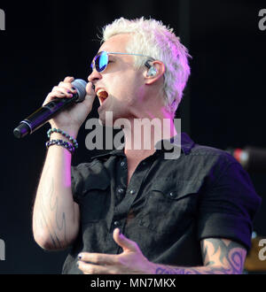 Jeff Gutt, lead singer of the Stone Temple Pilots performs at Rockin ...