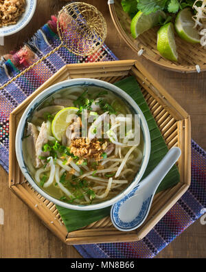 Khao piak sen. Lao chicken noodle soup. Laos Food Stock Photo - Alamy