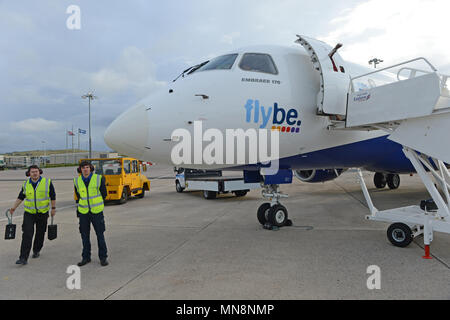 Embraer 170 run by flybe and Eastern airways landing at Sumburgh ...