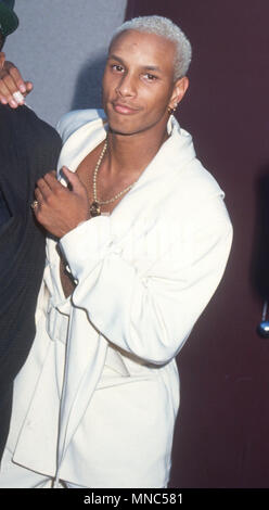 UNIVERSAL CITY, CA - SEPTEMBER 6: Dancer Oliver Crumes Jr. attends the ...