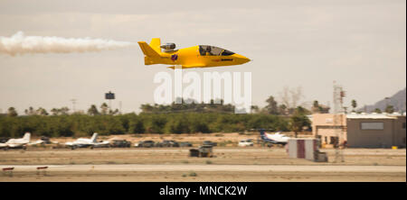 P 51 Flying Tiger Stock Photo - Alamy