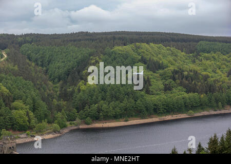Ladybower Reservoir, Derbyshire, UK. 16thMay 2018 , Ladybower Reservoir ...