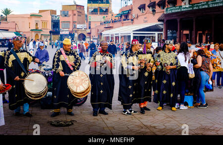 Musicians playing traditional percussion instruments, Bab al Yaman ...