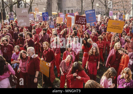PORTLAND, OREGON, USA - Rajneeshees, followers of religious cult leader ...