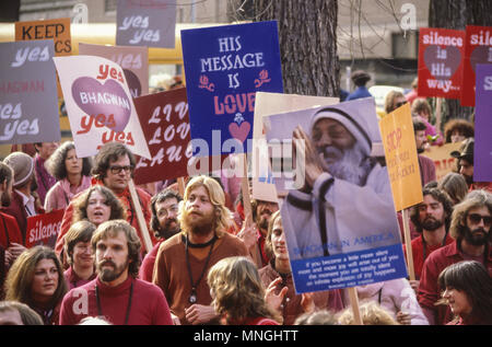 PORTLAND, OREGON, USA - Rajneeshees, followers of religious cult leader ...
