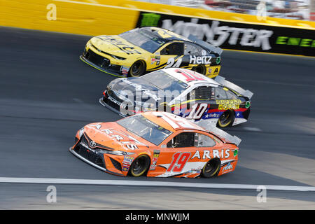 CHARLOTTE, NC - MAY 24: William Byron (#24 Hendrick Motorsports Axalta ...